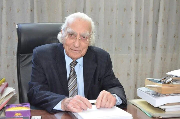 ابن رشد ومشروع تأسيس العلمانية في مصر • Theosis Across Borders